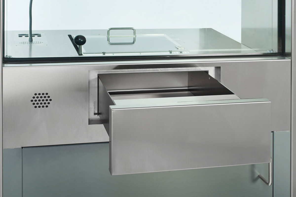 Material airlocks, suitcase airlocks, pallet airlocks, transportation ...